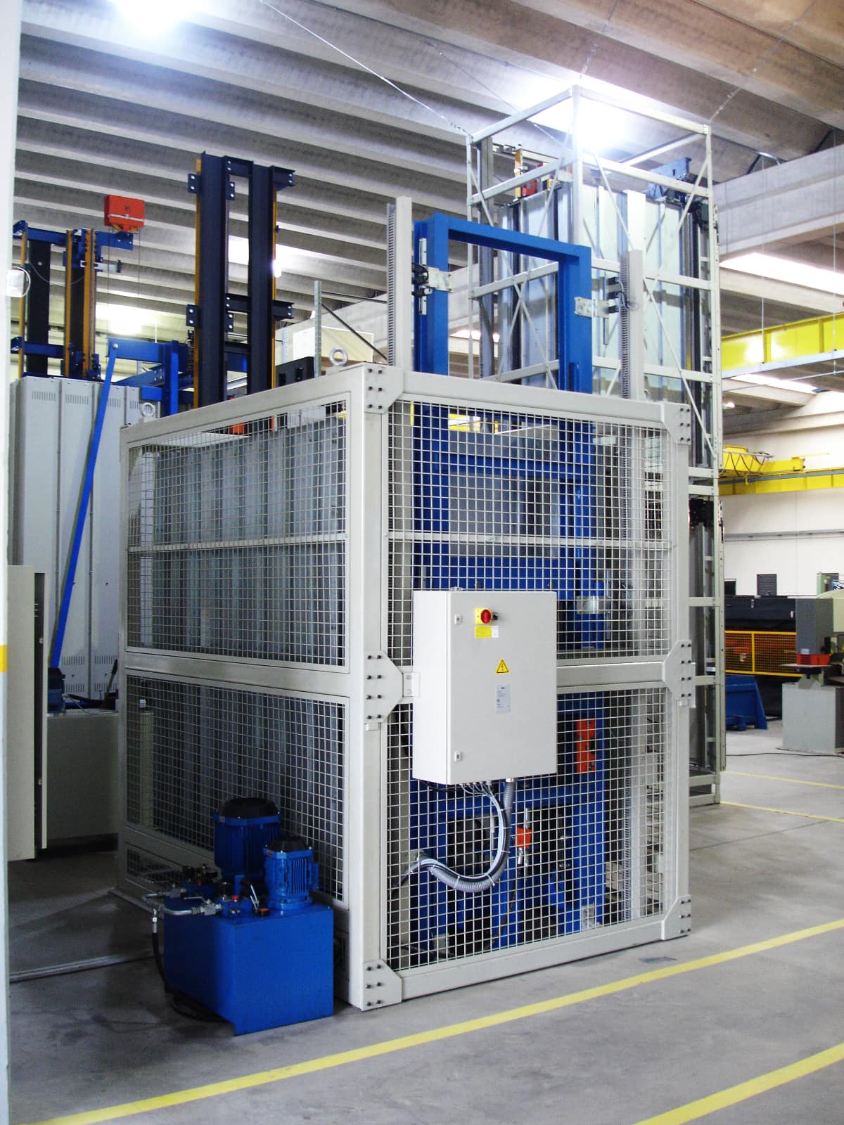 O que são elevadores de carga? - Espel Elevadores